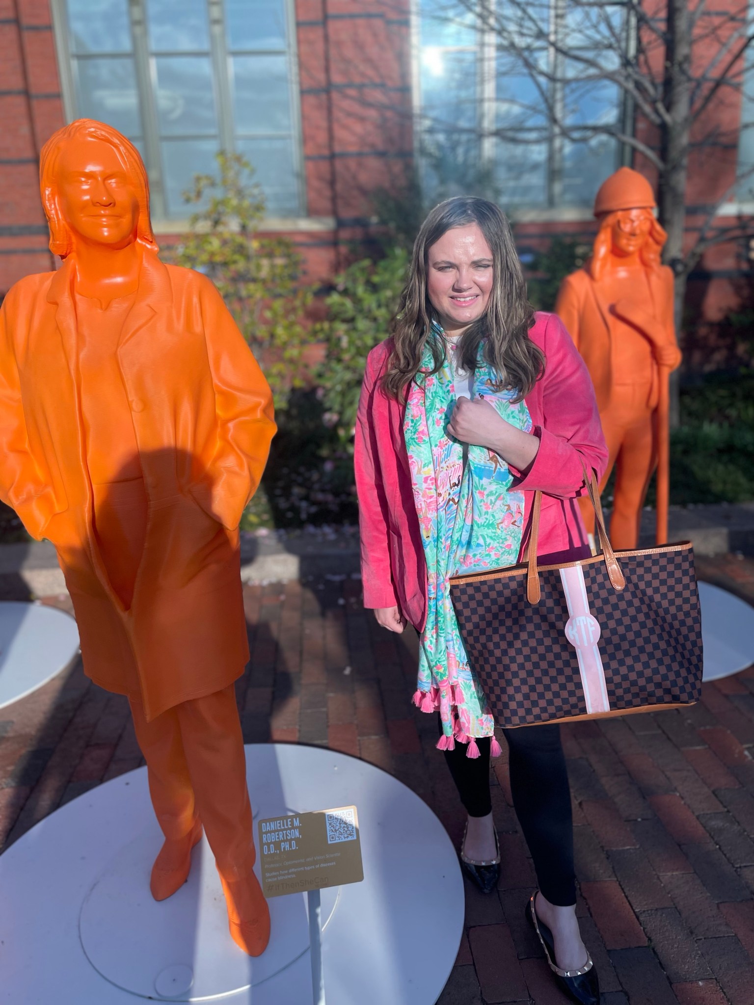 The #IfThenSheCan Exhibit that Empowers Women - The Pink Chickadee