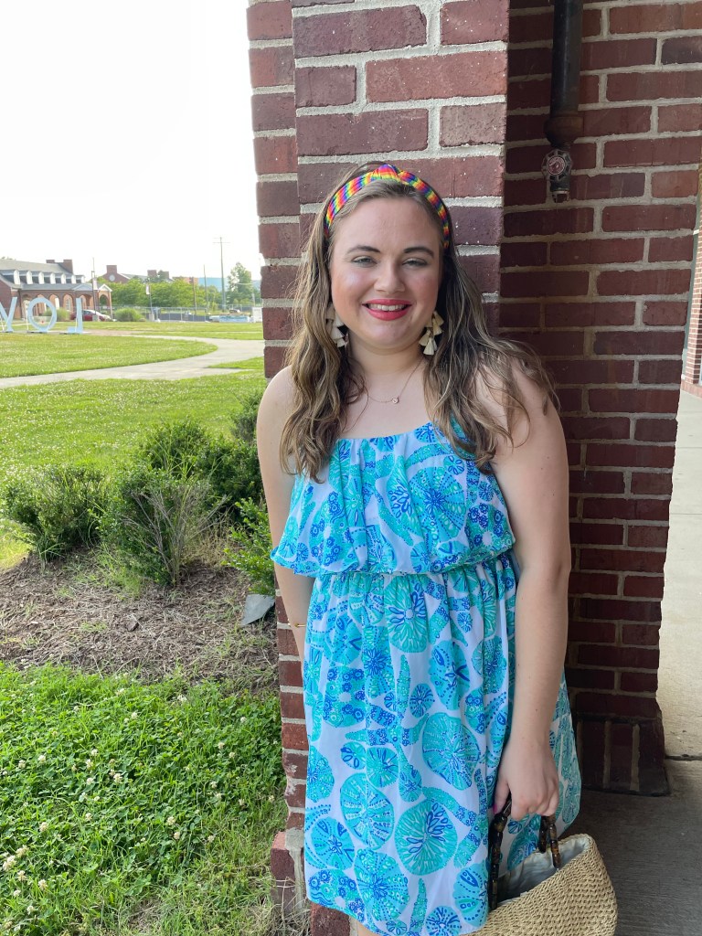 The Reality of Post-College Graduate Life - The Pink Chickadee