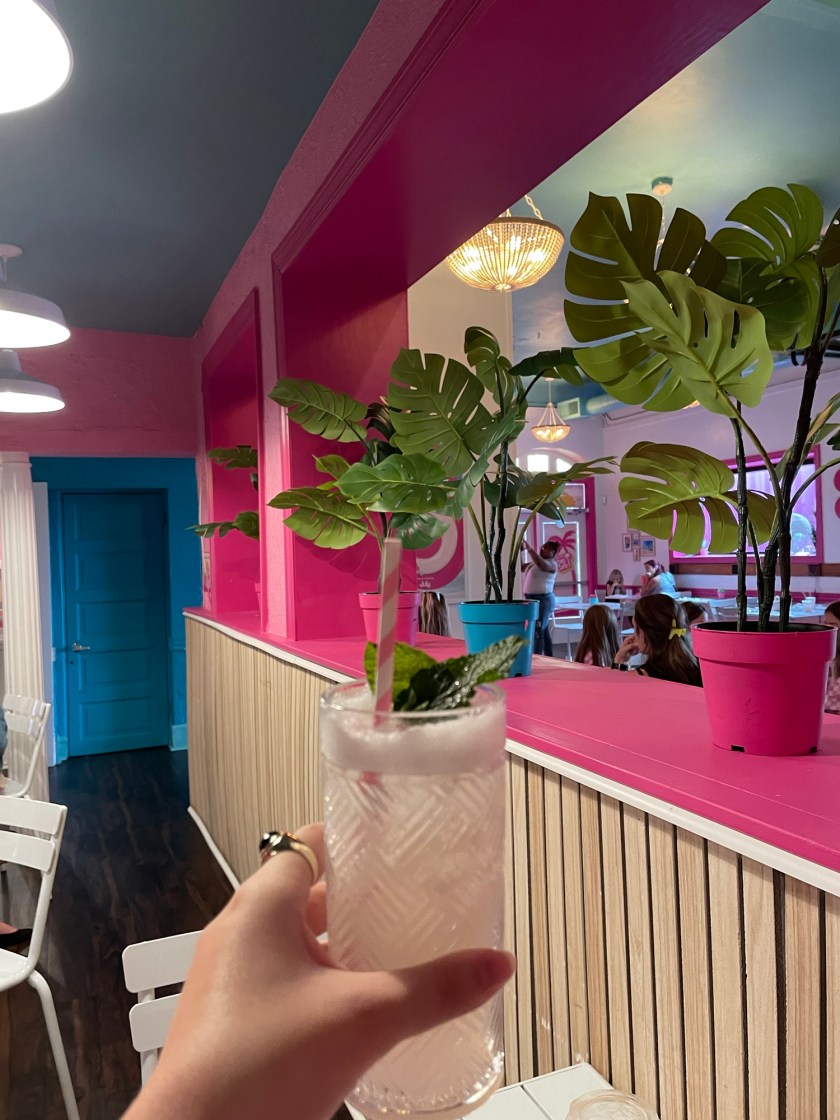 My Experience at Chicago’s Malibu Barbie Cafe - The Pink Chickadee