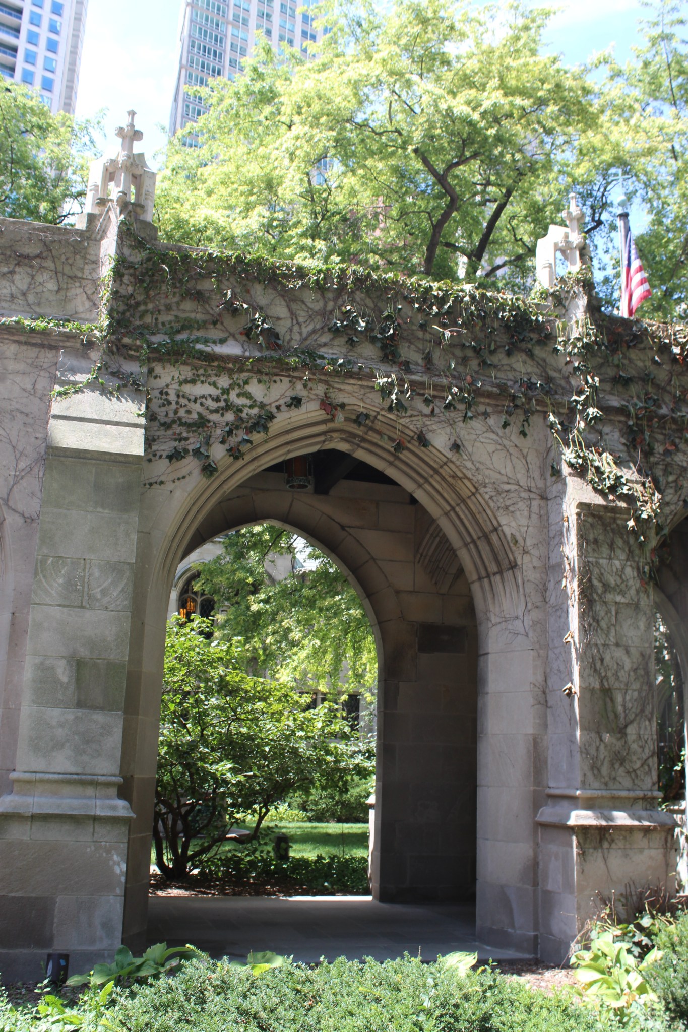 48 Hours in Chicago, Illinois - The Pink Chickadee